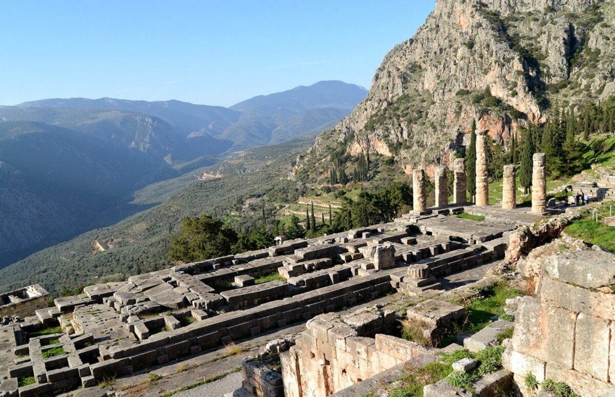 Delfy Zwiedzanie 2025 | Zabytki | Co zobaczyć | Jak dotrzeć z Aten