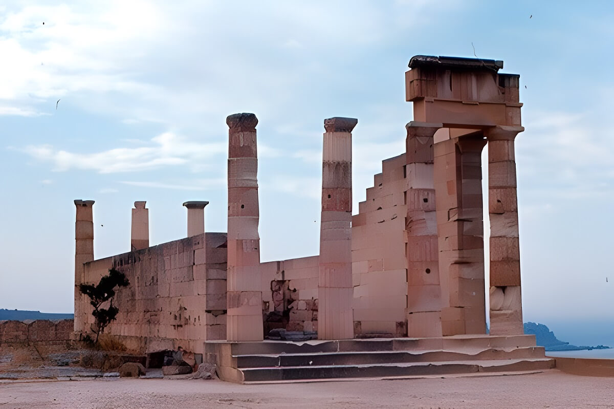 Akropol w Lindos | Co można zobaczyć | Ceny biletów 2025 |Jak się tam ...